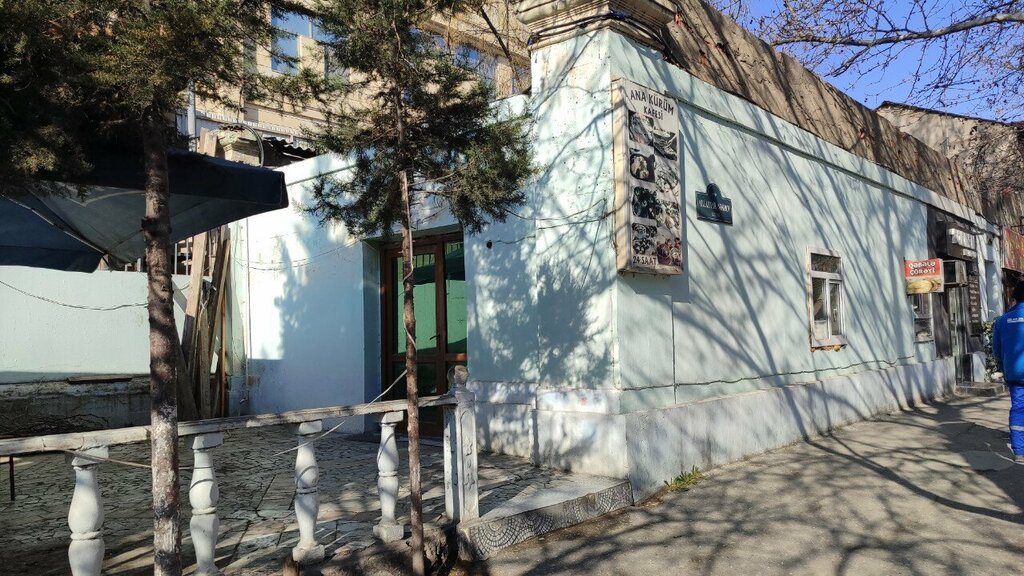 Kafe Ana kurum kafe, Bakü, foto