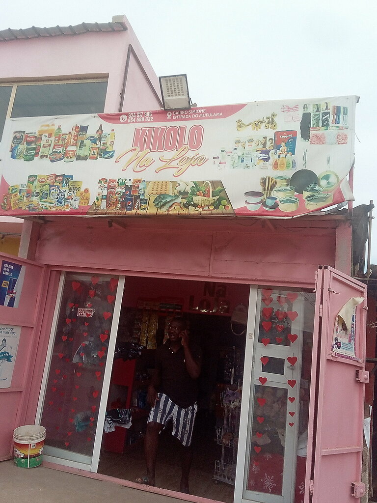 Market Kikolo, Loanda, foto