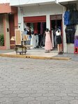 Tienda de ropa Andres (Santa Cruz de la Sierra, Distrito Municipal 11, Subdistrito CI, Calle España, 439), dış giyim mağazası  Bolivya'dan
