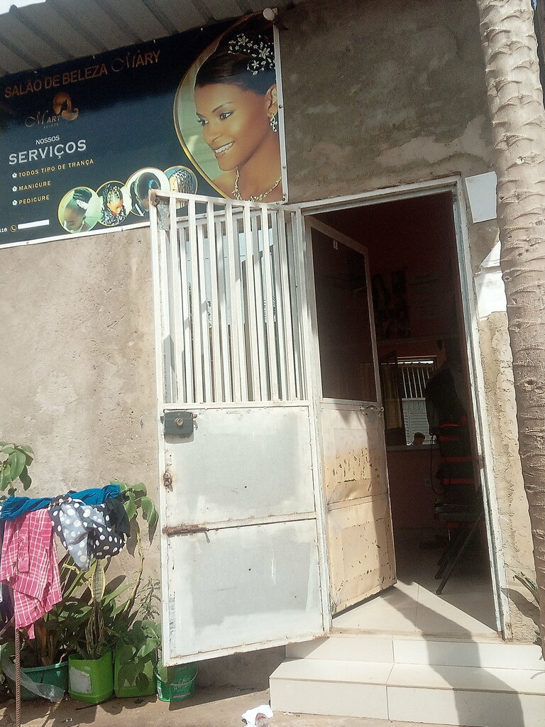 Güzellik salonu Salão de beleza mary, Loanda, foto