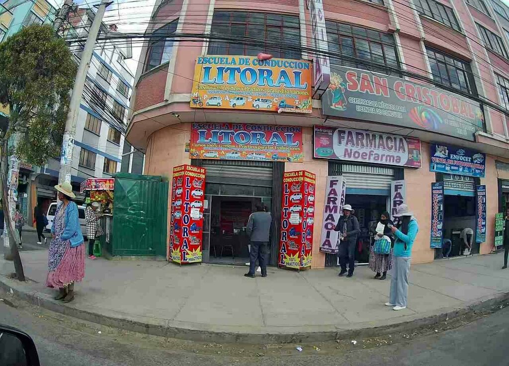 Sürücü kursları Litoral Driving School, El Alto, foto