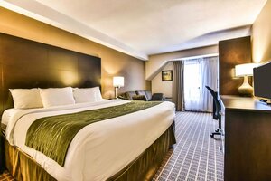 Comfort Inn Windsor (Ontario, Essex County, Windsor, Dougall Avenue), otel  Ontario'dan