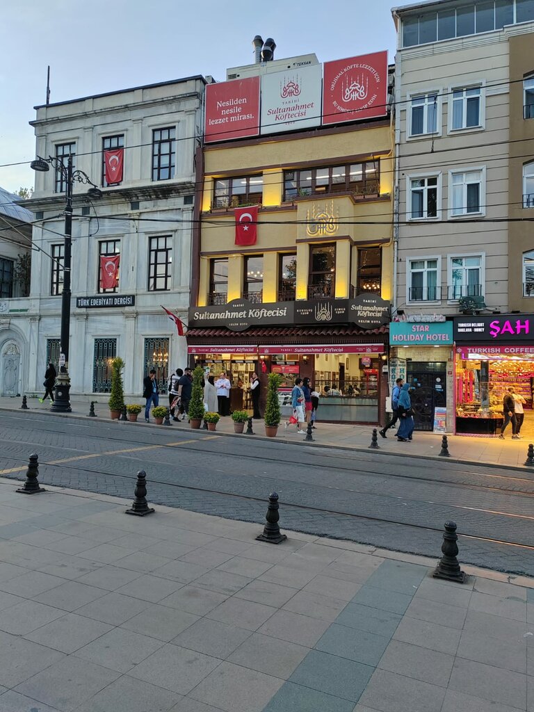 Restoran Meşhur Sultanahmet Köftecisi, İstanbul, foto