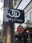 Jd Autos y Camperos (Antioquia, Municipio de Medellín, Laureles Estadio, Calle 42, 70-120), otomobil satış galerileri  Medellin'den