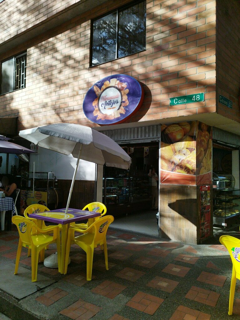 Ekmek fırını Baked Cravings, Medellin, foto