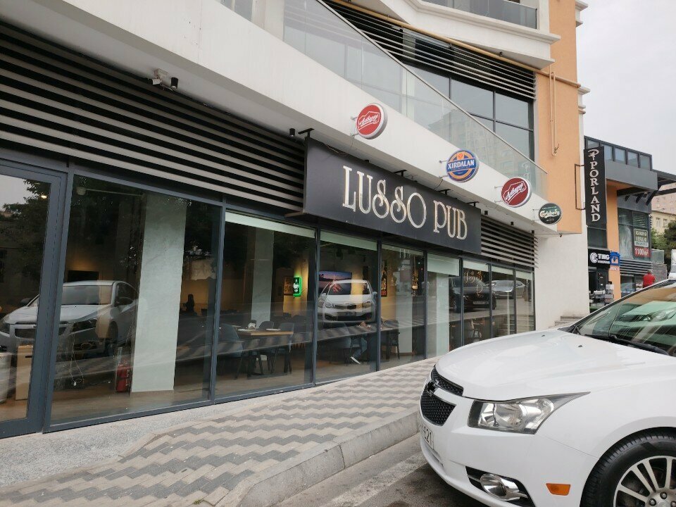 Restoran Lusso Pub, Bakü, foto