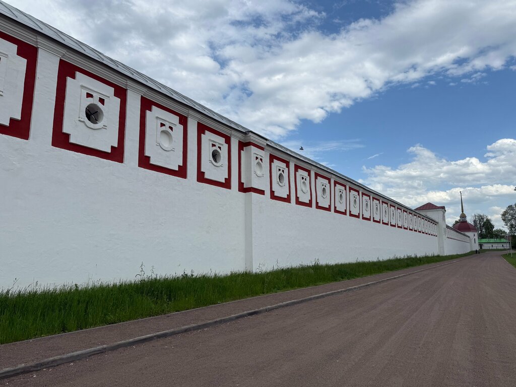 Turistik yerler Юго-восточная угловая башня, Tixvin, foto