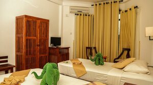 Senani Hotel (Central, Kandy, Wariyapola Sri Sumangala Mawatha), otel  Kandy'dan