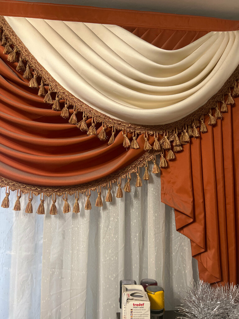 Perde ve korniş üreticileri Юнива, Moskova, foto