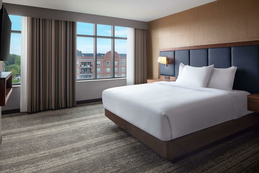 Otel Embassy Suites by Hilton South Bend at Notre Dame, İndiana Eyaleti, foto