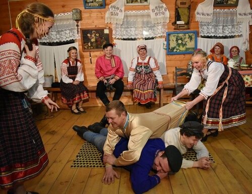 Müzeler ve sanat galerileri Рождественские игрища, Komi, foto