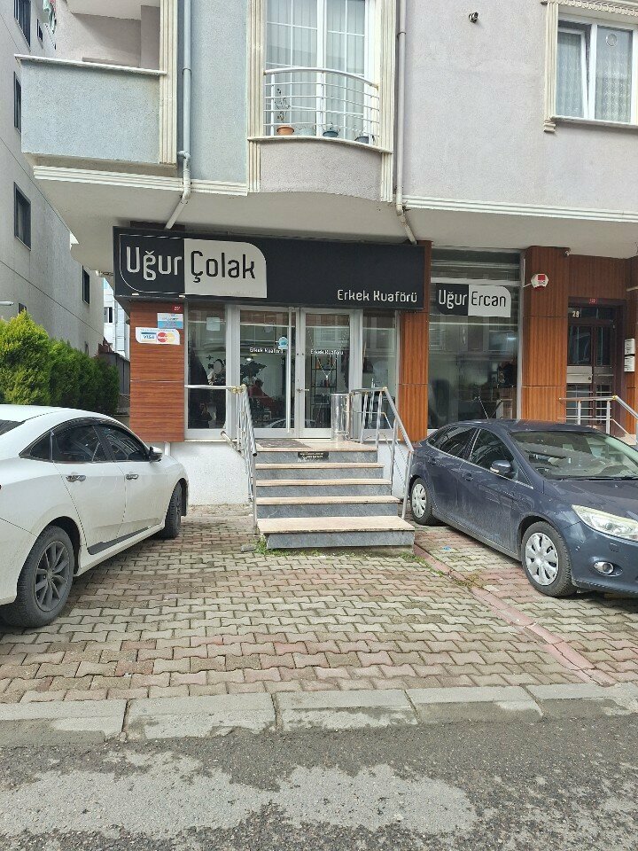 Berberler Uğur Çolak Erkek Kuaförü, İstanbul, foto