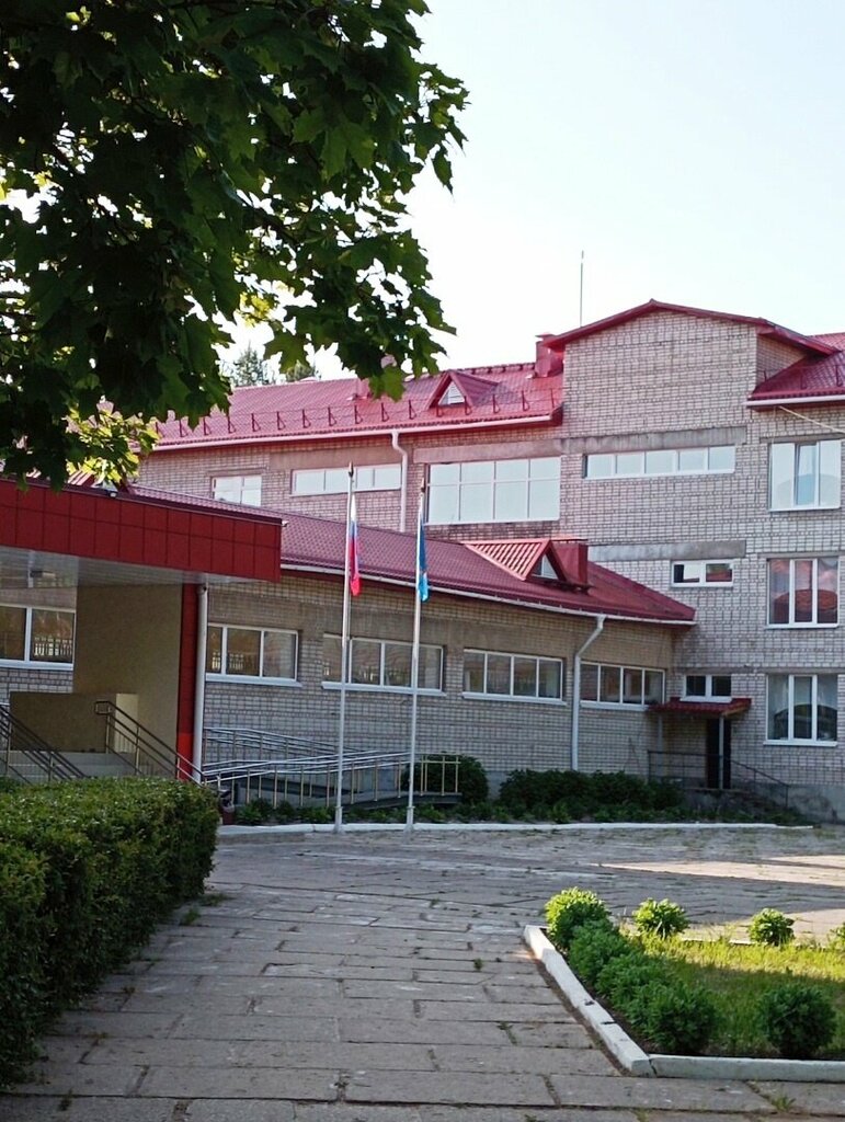 Ortaokul Pushkinogorskaya shkola Srednego Obshchego Obrazovaniya im. A. S. Pushkina, Pskovskaya oblastı, foto