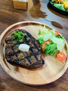 John's Grill Bar (bulvar Kosmonavtov No:14А), bar  Salavat'tan