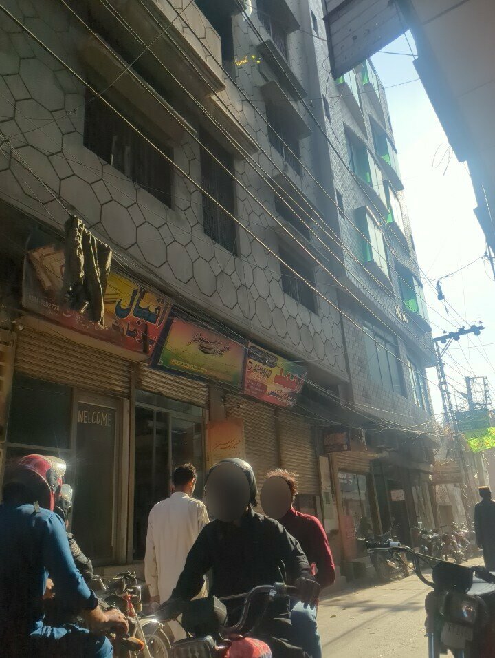 Satış ekipmanları firmaları Muzaffar&Sons Manufacturers, Lahor, foto