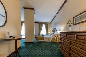 Hotel Alli Due Buoi Rossi (Via Cavour No:32, Alessandria), otel  Alessandria'dan