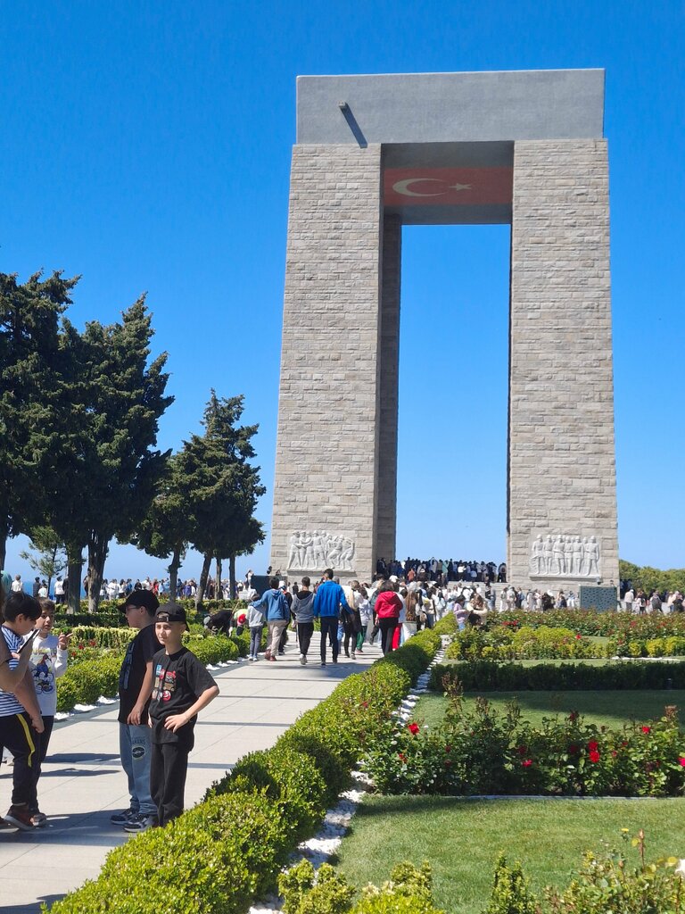 Anıt, heykel Çanakkale Şehitleri Abidesi, Eceabat, foto