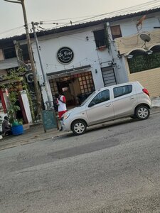 The Oven of Cocody (Abidjan, Cocody, Rue C16), restoran  Abican'dan