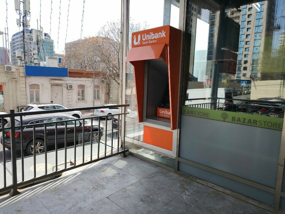 ATM'ler Unibank, Bakü, foto