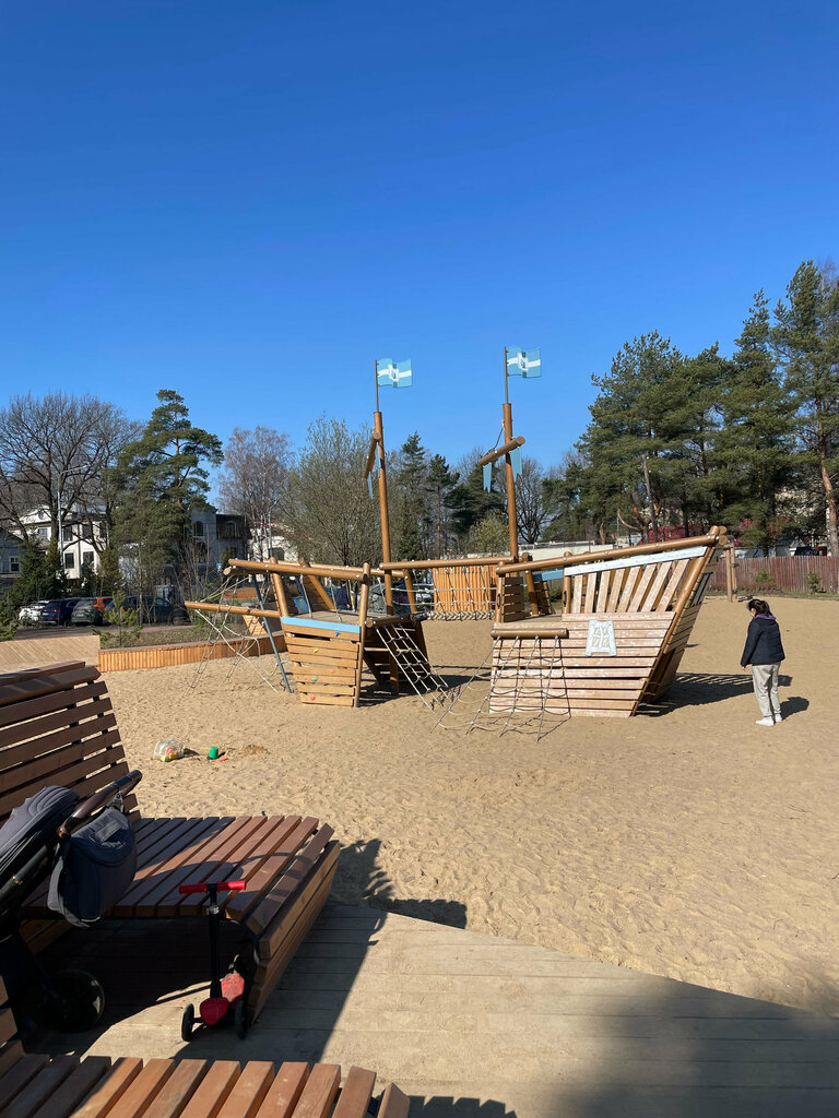 Oyun alanı Playground, Saint‑Petersburg, foto
