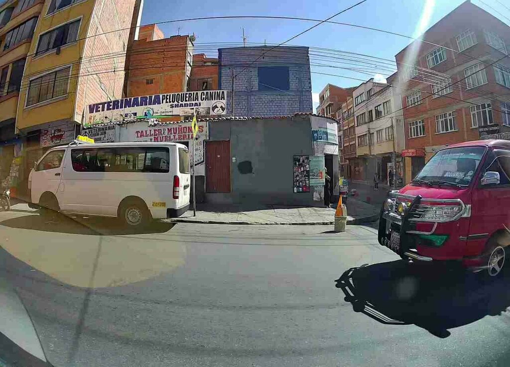Otomobil servisi Mechanical Workshop, La Paz, foto