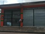 Tienda Tigo (Santa Cruz de la Sierra, Distrito Municipal 6, Subdistrito 144A, Calle 8), alkollü içecekler  Santa‑Krus'tan