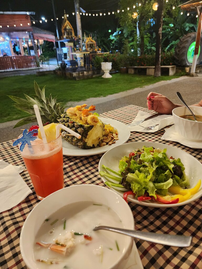 Restoran Pine tree, Phuket Eyaleti, foto