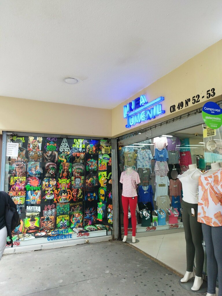 Giyim mağazası Linia Youthful, Medellin, foto