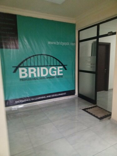 Alışveriş merkezleri Bridge Professional Development Center, Addis Ababa, foto