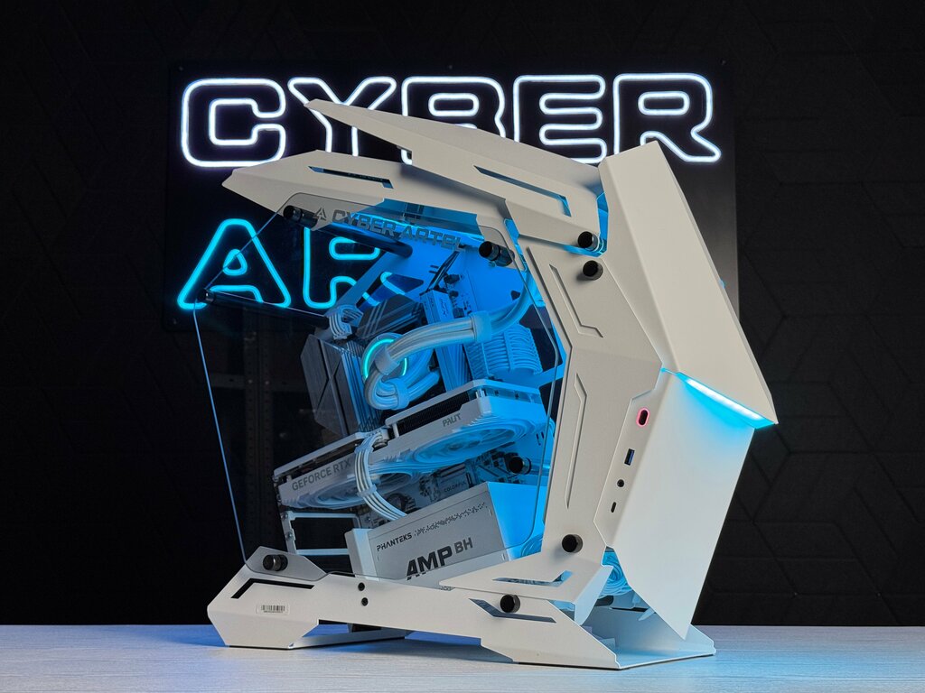 Bilgisayar mağazaları Cyber Artel, Moskova, foto