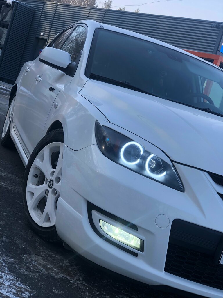 Otomobil servisi Auto-Art, Yekaterinburg, foto