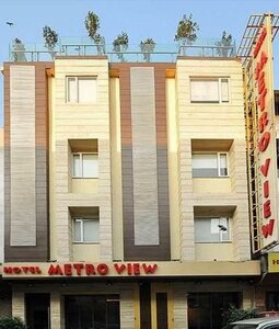 Hotel Metro View (Blue Line, Karol Bagh), otel  Delhi'den