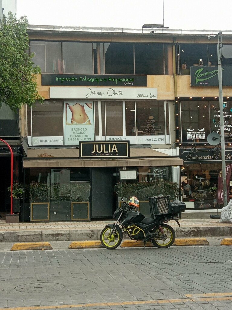 Pizzacılar Julia Antipasteria, Pizzeria, Enoteca, Bogota, foto
