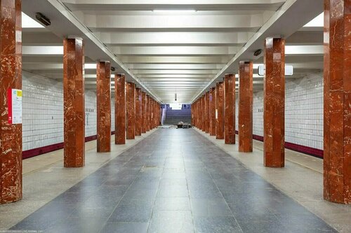 Kakhovskaya (Moscow, Chongarskiy Boulevard), metro istasyonu  Moskova'dan