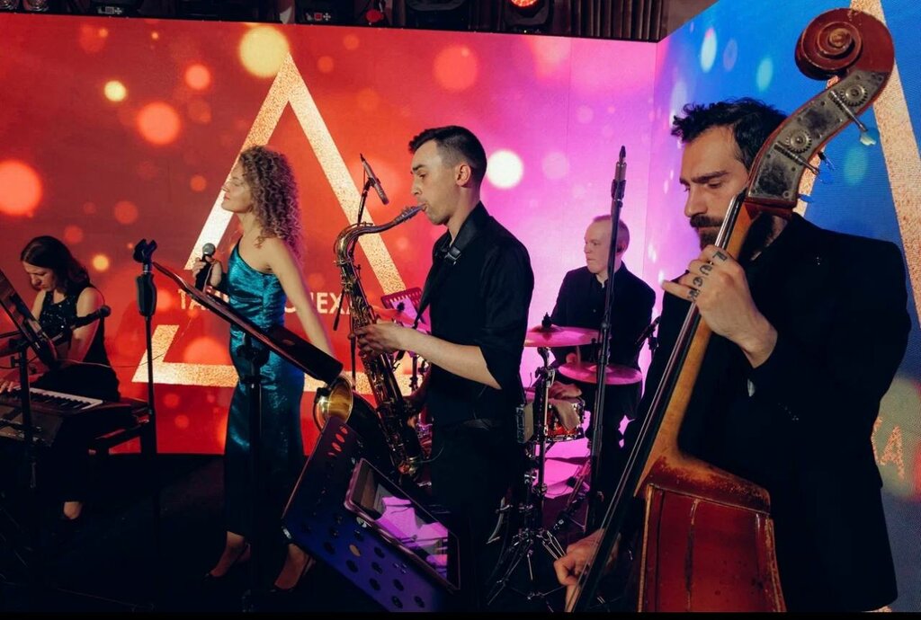 Müzik ve dans grupları Cover band Jazz Friends, Saint‑Petersburg, foto