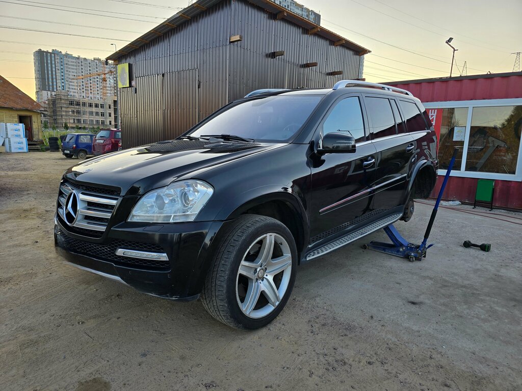 Oto lastik tamiri Шиномонтаж 24, Saint‑Petersburg, foto