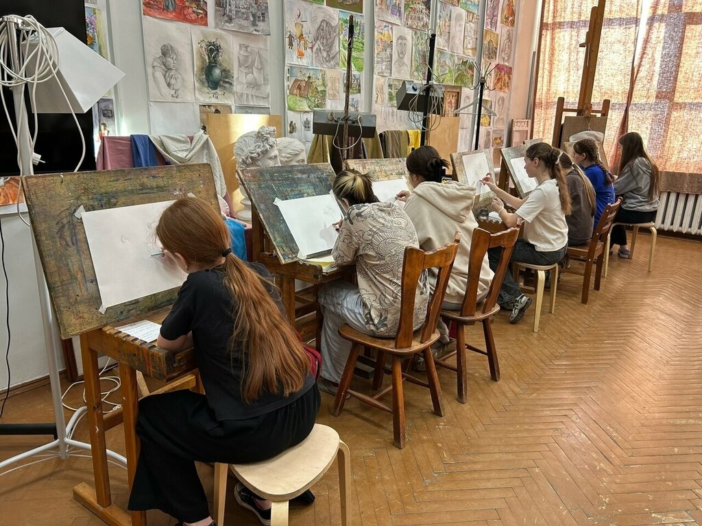 Sanat okulları L.I. Bondarik Children's Art School, Vyborg, foto