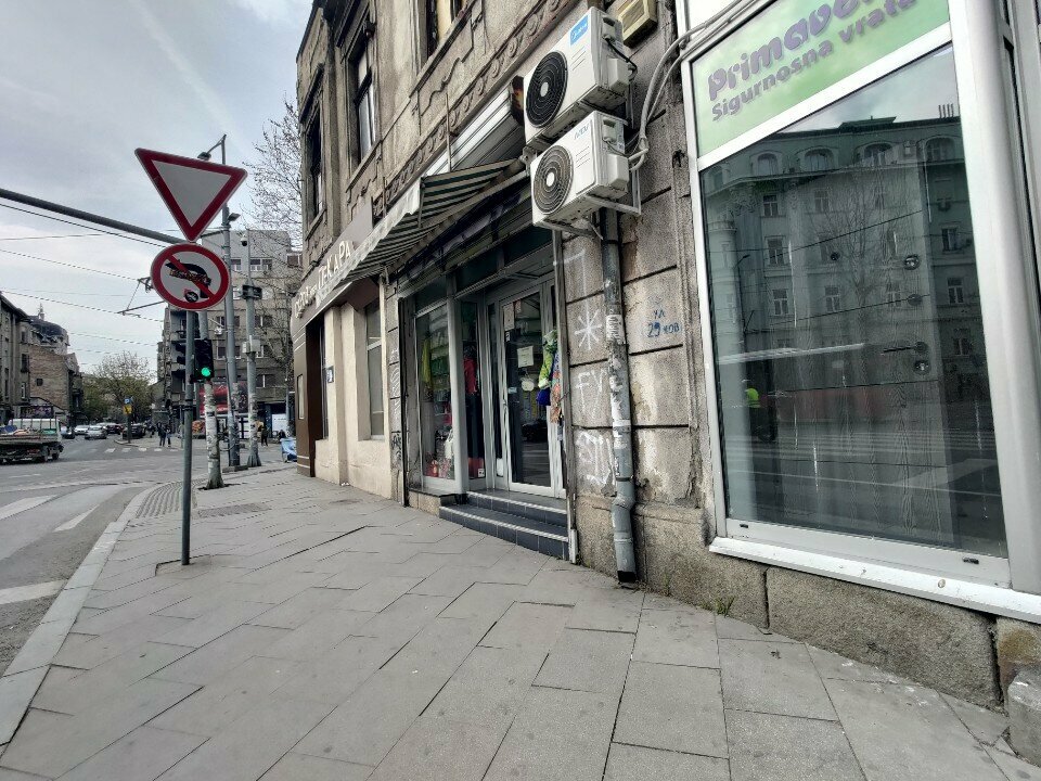 Giyim mağazası Mila-M, Belgrad, foto