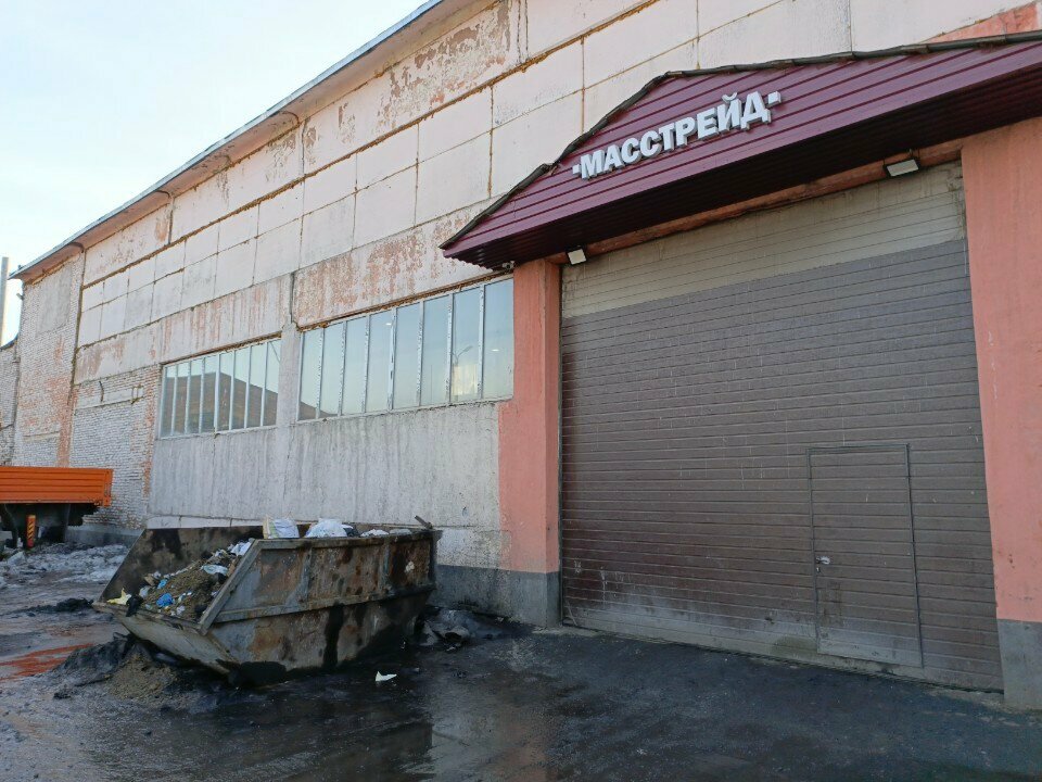 Kamyonların onarımı МассТрейд, Kemerovo, foto