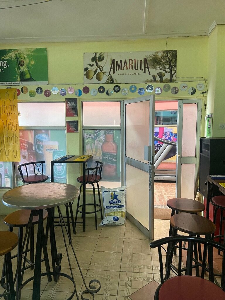 Bar Sparkles Pub & Grill, Lusaka, foto