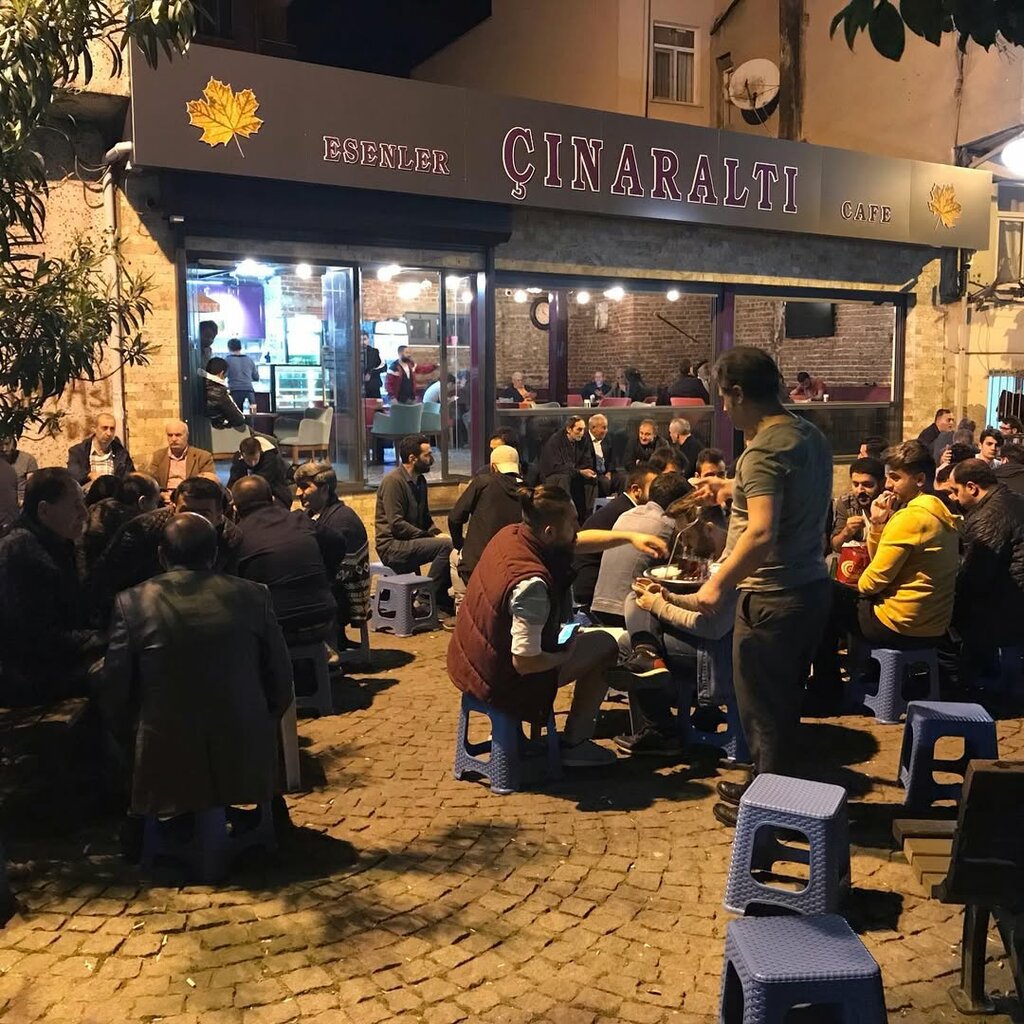Kafe Çinaraltı Cafe, İstanbul, foto