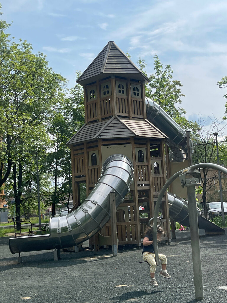 Oyun alanı Playground, Moskova, foto