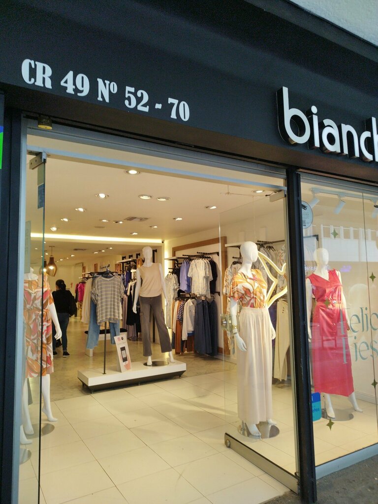 Giyim mağazası Bianchi Junín Boulevard, Medellin, foto