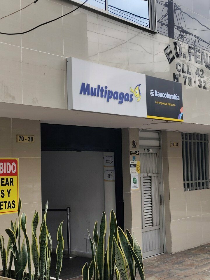Para transferleri Bancolombia Banking Correspondent, Medellin, foto