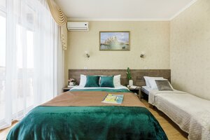 Atlas (Vinogradnaya ulitsa No:1А), otel  Anapa'dan