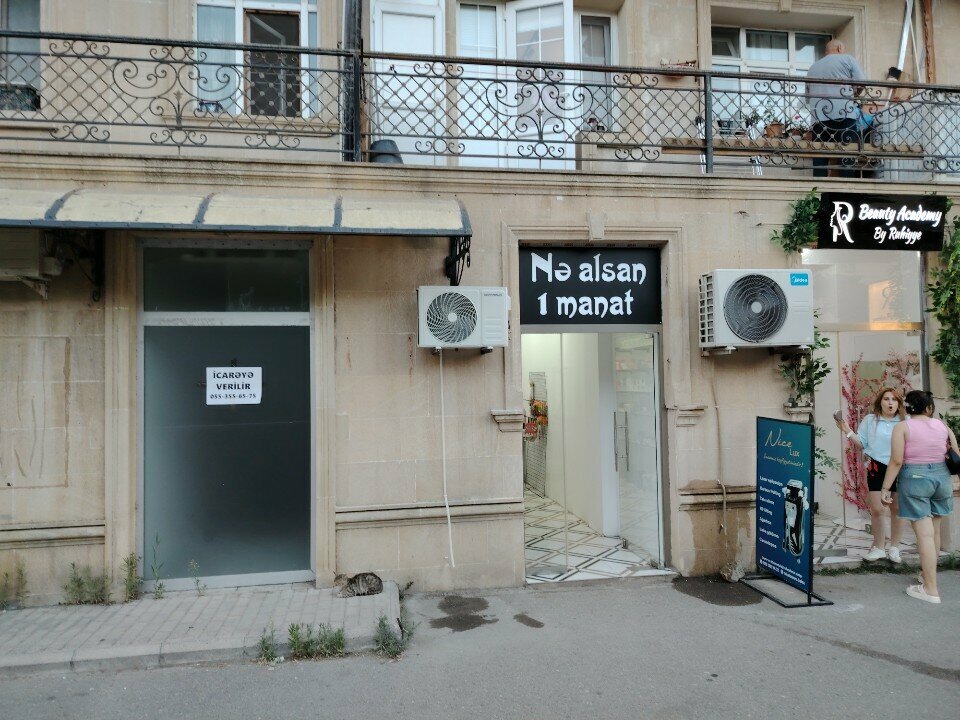 Mini-market Nə alsan 1 manat, Bakü, foto