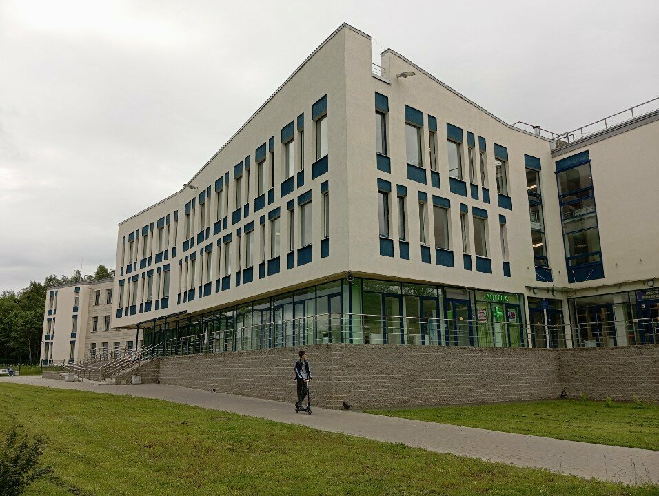 Poliklinikler Городская поликлиника № 93, взрослое поликлиническое отделение № 127, Krasnoye Selo, foto