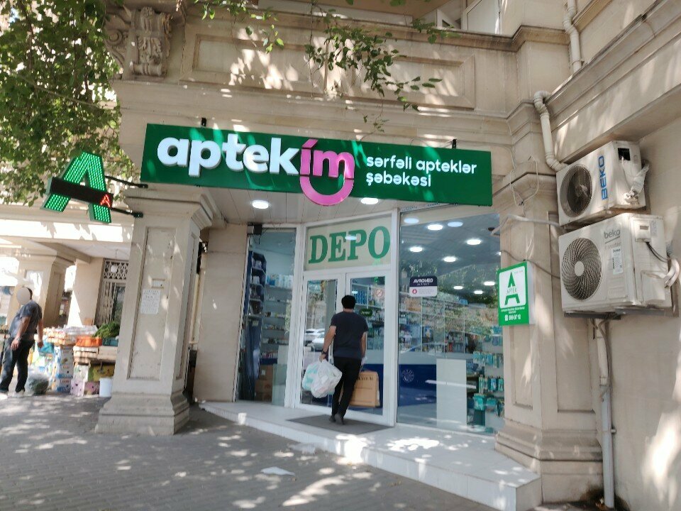 Eczaneler Depo Aptek, Bakü, foto