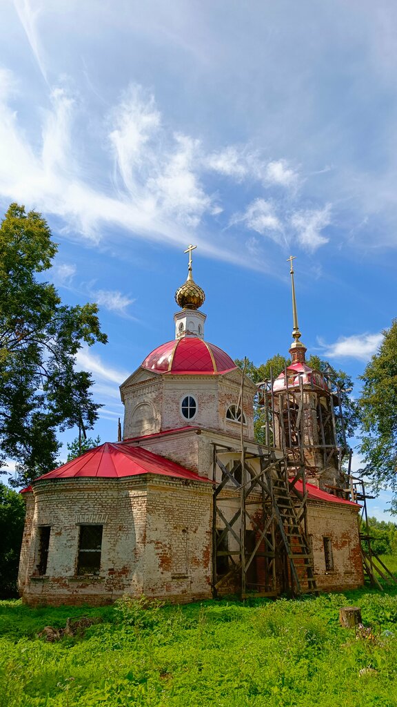 Ortodoks kiliseleri Tserkov Ikony Bozhiyey Materi Kazanskaya V Yuryevskom, Yaroslavskaya oblastı, foto
