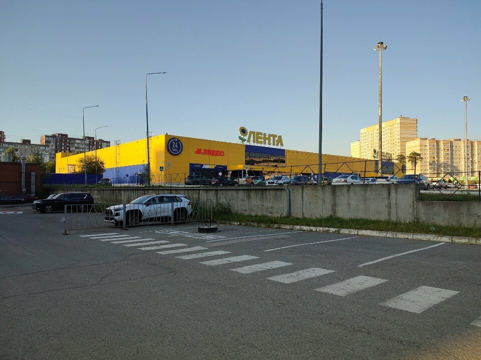 Elektrikli oto şarj istasyonları Сатурн-Р-Авто, Perm, foto